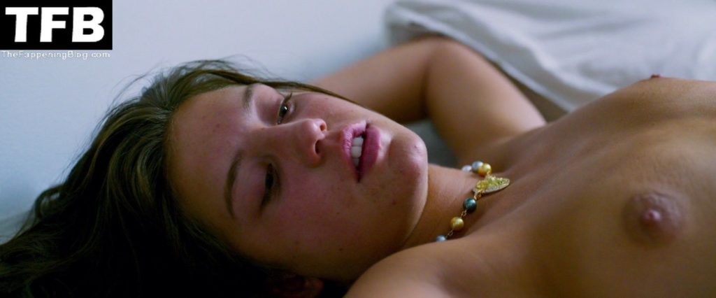 Adele Exarchopoulos Nude